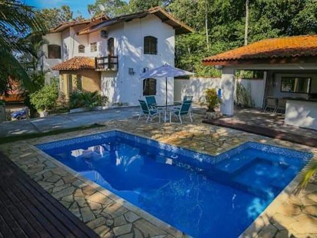 Casa à venda 4 Quartos, 2 Suites, 5 Vagas, 490M², Cocanha, Caraguatatuba SP