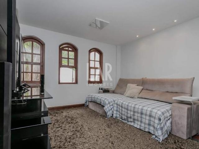 Casa à venda, 4 quartos, 2 suítes, 6 vagas, Santa Lúcia Belo Horizonte/MG