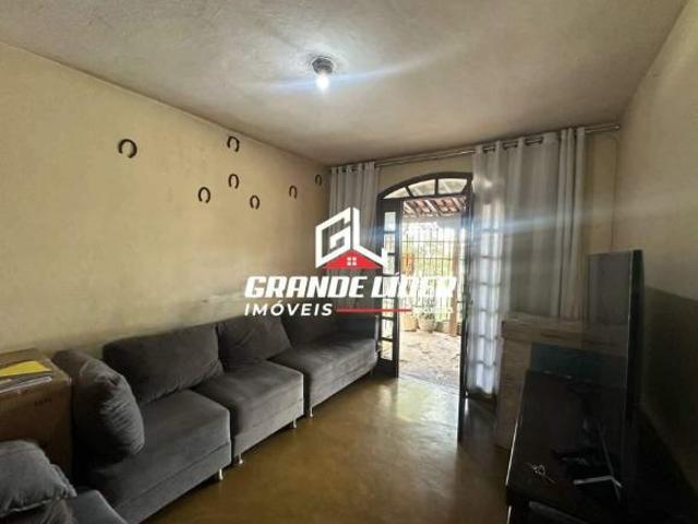 Casa à venda, 4 quartos, 2 vagas, Água Branca Contagem/MG