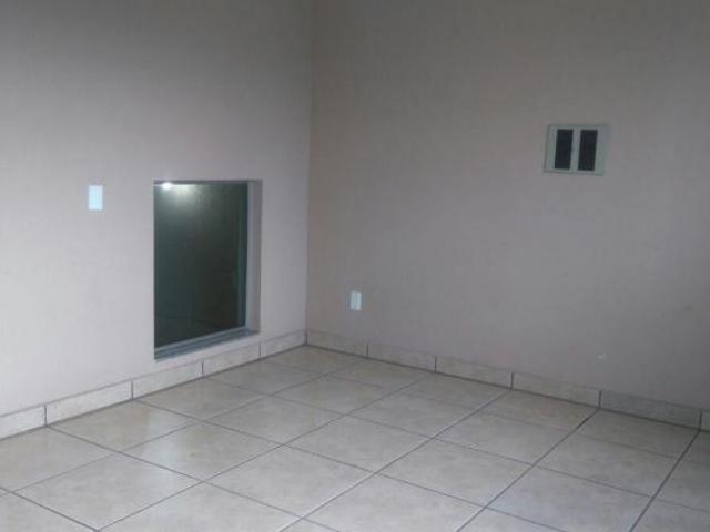 Casa à venda 4 Quartos, 2 Vagas, Aroeira, Aparecida SP