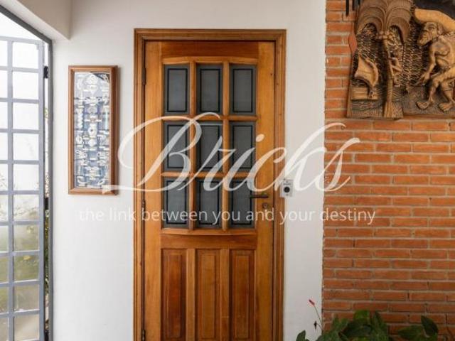 CASA À VENDA 4 QUARTOS 309 M² ÚTEIS PISCINA BROOKLIN