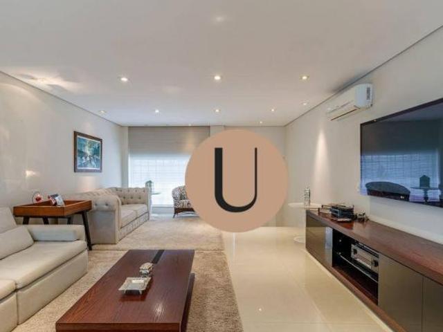 Casa à venda, 4 quartos, 3 suítes, por R$ 3.995.000 Vila Mariana
