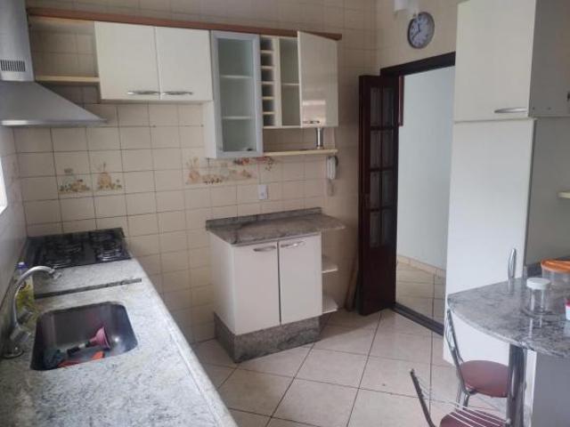 Casa à venda 4 Quartos, 3 Suites, 2 Vagas, 350M², Vila Jaboticabeira, Taubaté SP | Condomínio Mara