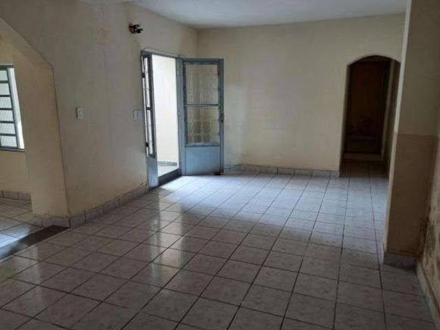 Excelente Investimento com 3 Casas no Mesmo Terreno