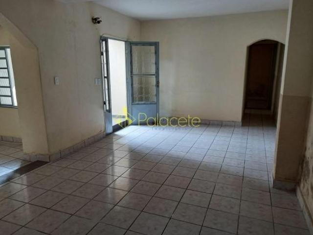 Casa à venda 4 Quartos, 3 Suites, 2 Vagas, Jardim Russi, Taubaté SP