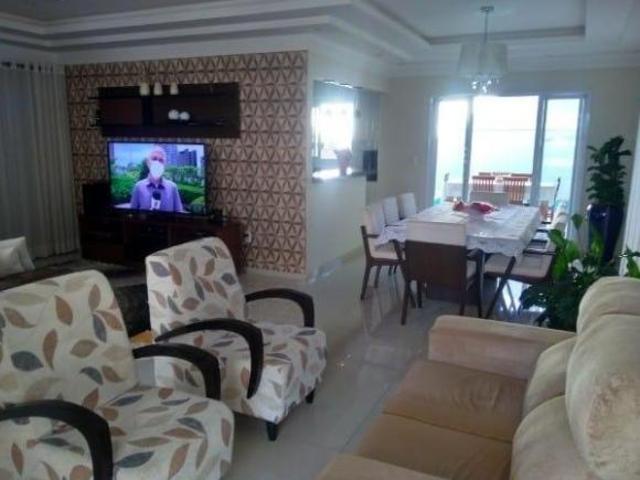 Casa à venda 4 Quartos, 3 Suites, 4 Vagas, 250M², Piracangaguá, Taubaté SP | Condominio Jardim Oás