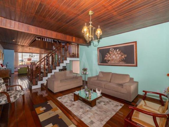 Casa à venda, 4 quartos, 3 suítes, 4 vagas, Santa Rosa Belo Horizonte/MG