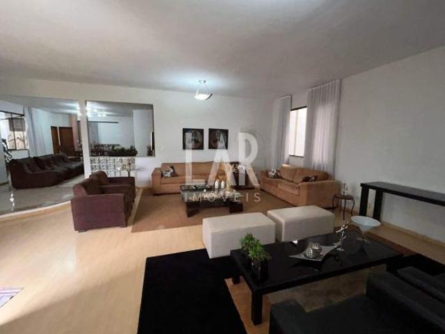 Casa à venda, 4 quartos, 4 suítes, 6 vagas, Bandeirantes Pampulha Belo Horizonte/MG