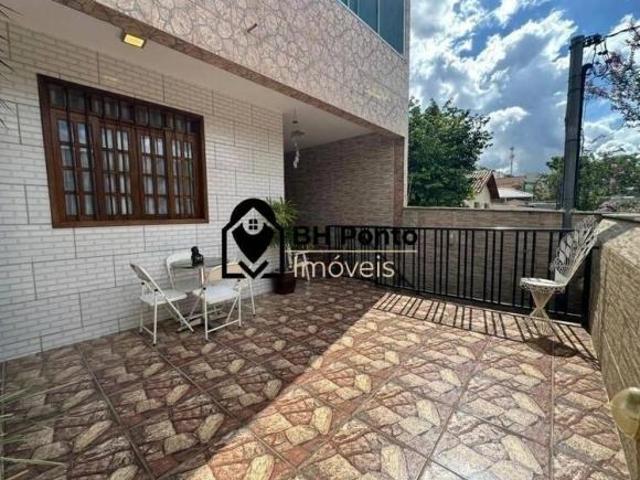 Casa à venda 4 Quartos, 4 Vagas Bairro Paquetá Belo Horizonte