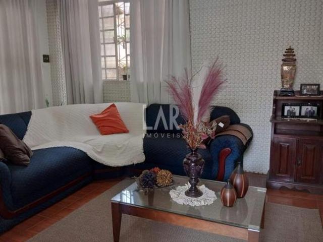 Casa à venda, 4 quartos, 4 vagas, Santa Efigênia Belo Horizonte/MG