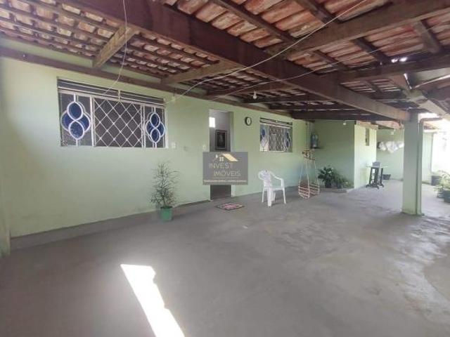 Casa à venda, 4 quartos, 5 vagas, Centro Juatuba/MG
