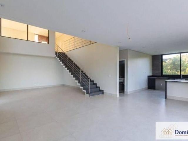 Casa à venda, 4 suites, 349 m² por R$ 1.550.000 Cond Quatro Estações Jardim Botânico