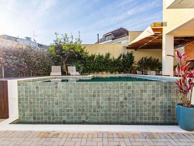 Casa à venda 4 suítes e piscina, Alphaville Graciosa, PINHAIS PR