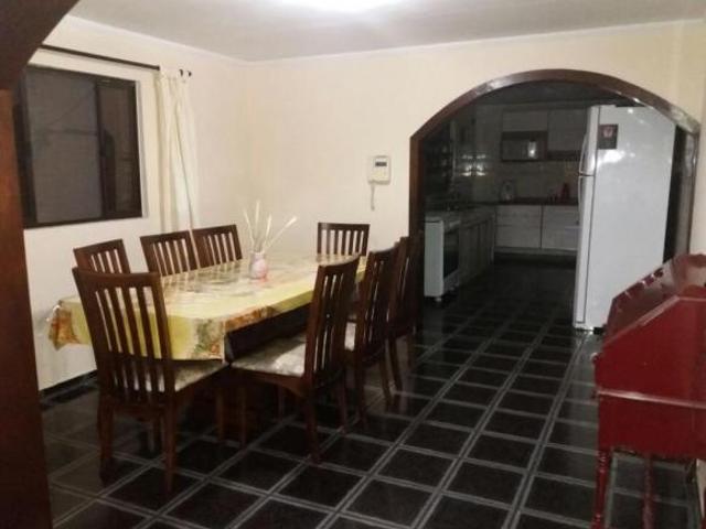 Casa a venda 550.000,00 no Jardim Castelo