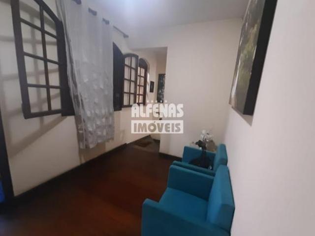 Casa à venda 5 quartos no Bairro BAIRRO JK