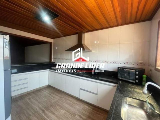 Casa à venda, 5 quartos, 1 suíte, 2 vagas, Darcy Vargas Contagem/MG