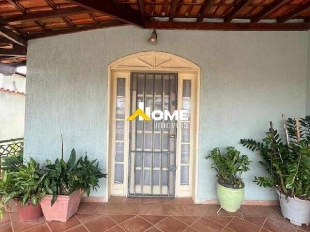 Casa à venda, 5 quartos, 1 suíte, 4 vagas, Tirol Belo Horizonte/MG