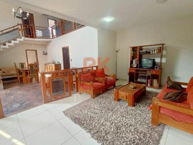 Casa à venda, 5 quartos, 1 suíte, 8 vagas, Santa Amélia Belo Horizonte/MG