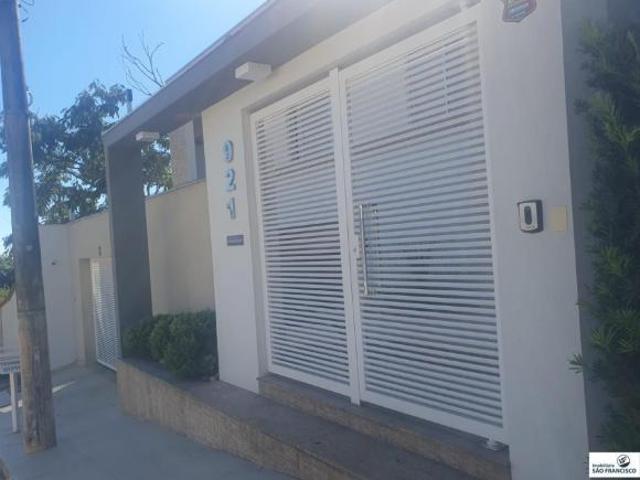 Casa à venda, 5 quartos, 2 suítes, São José Pará de Minas/MG