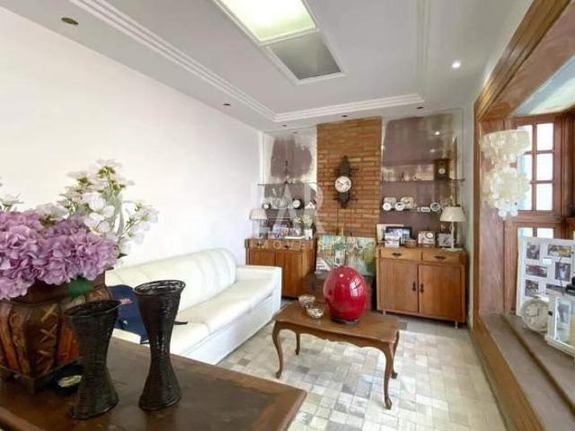 Casa à venda, 5 quartos, 2 suítes, 3 vagas, Renascença Belo Horizonte/MG