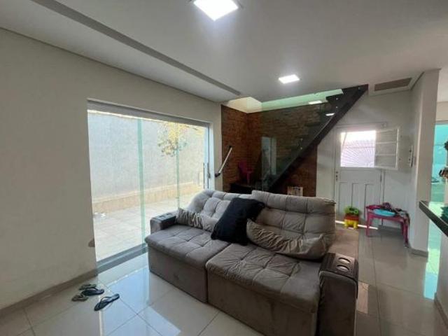 Casa à venda, 5 quartos, 2 suítes, 3 vagas, Riacho das Pedras Contagem/MG