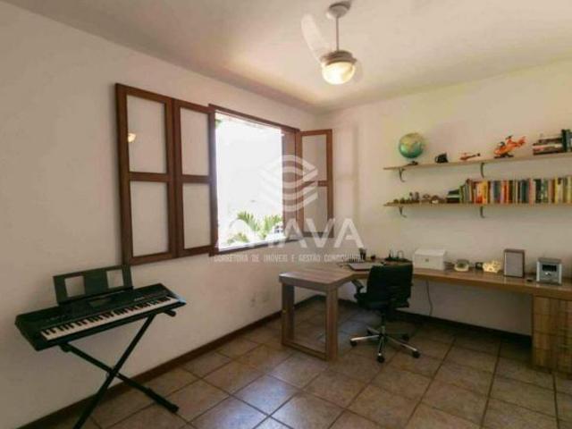 Casa à venda, 5 quartos, 2 suítes, 5 vagas, Santa Amélia Belo Horizonte/MG