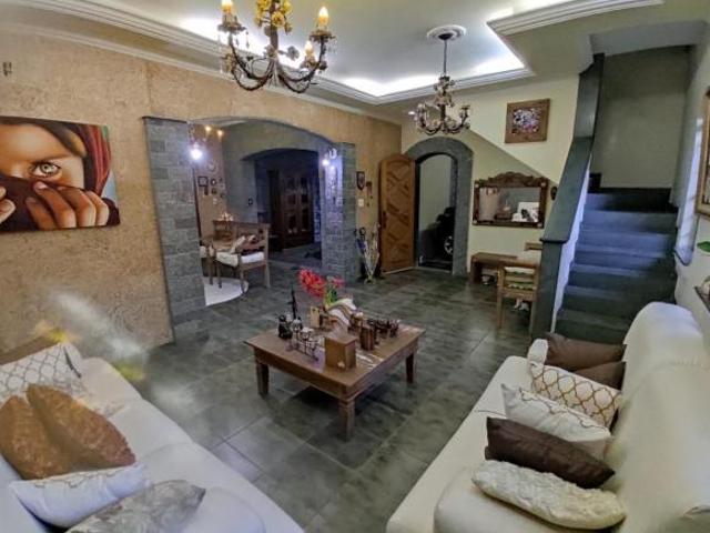 Casa à venda 5 Quartos, 3 Suites, 3 Vagas, 750M², Jardim Paraibá, Aparecida SP