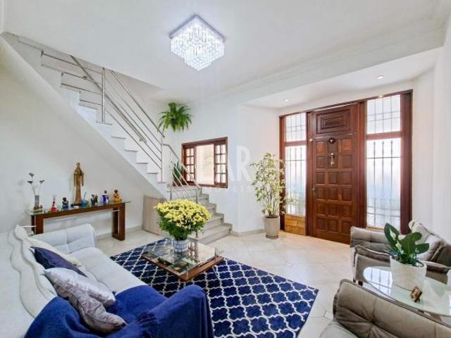 Casa à venda, 5 quartos, 3 suítes, 3 vagas, Colégio Batista Belo Horizonte/MG