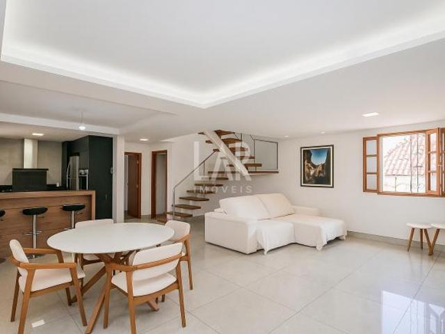 Casa à venda, 5 quartos, 3 suítes, 8 vagas, Floresta Belo Horizonte/MG