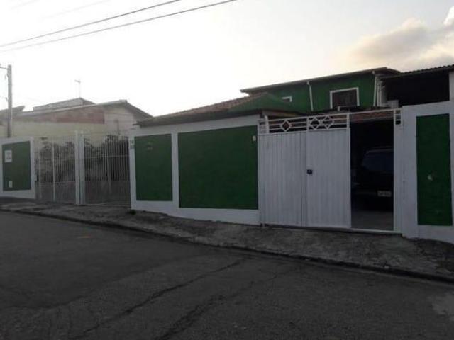 Casa à venda 5 Quartos, 6 Vagas, 300M², Esplanada Independência, Taubaté SP