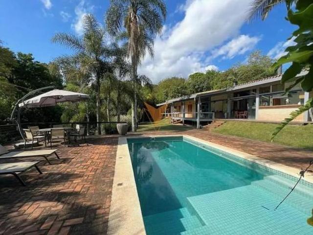 Casa à venda, 5 suítes, 7 banheiros, 4 vagas, 383m² Chácaras do Peroba, Jandira, SP