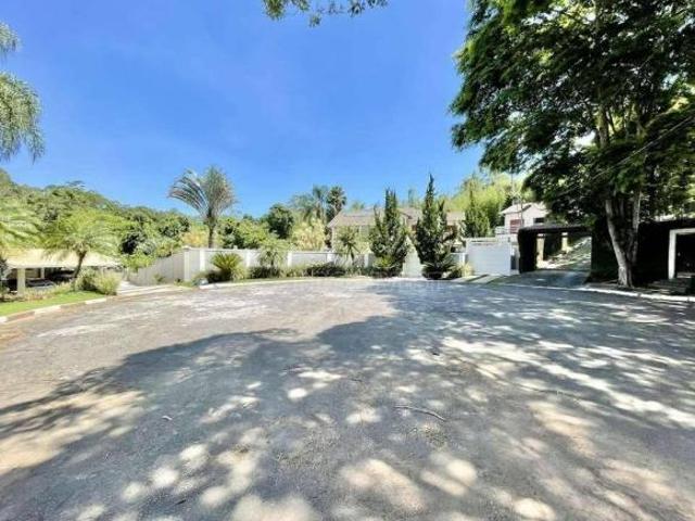 Casa com 5 dormitórios à venda, 618 m² por R$ 3.390.000,00 Granja Viana Cotia/SP