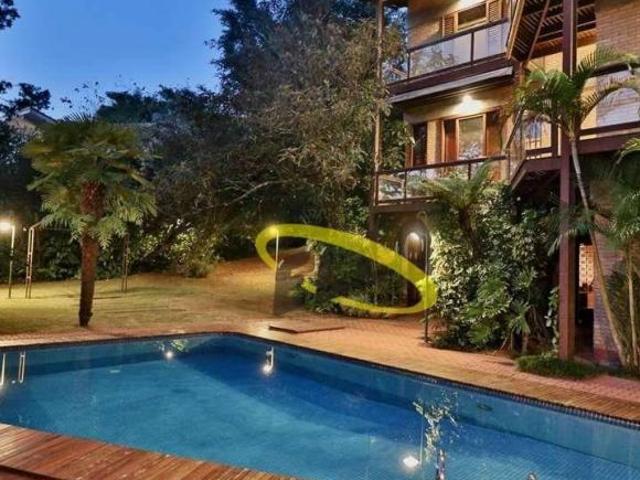 Casa à venda, 628 m² por R$ 3.800.000,00 Residencial Morada dos Pássaros aldeia da Serra Barueri