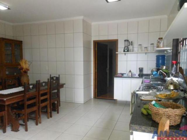 Casa à Venda