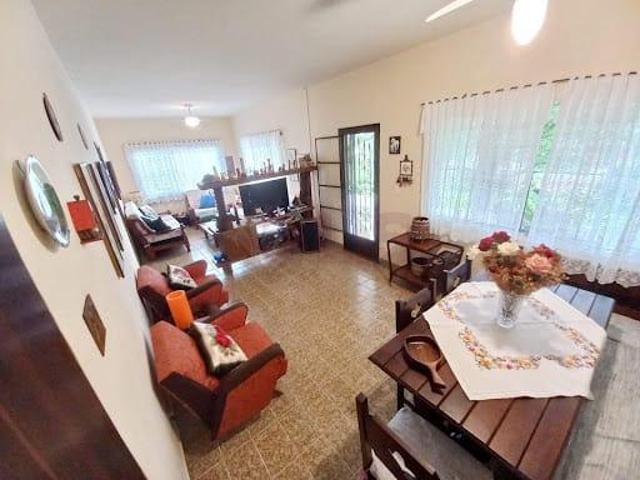 Casa à venda 6 Quartos, 1 Suite, 10 Vagas, Martim de Sá, Caraguatatuba SP