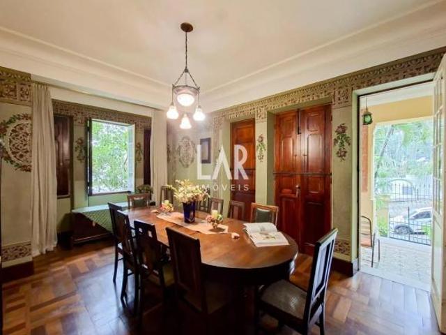 Casa à venda, 6 quartos, 1 suíte, 5 vagas, Lourdes Belo Horizonte/MG