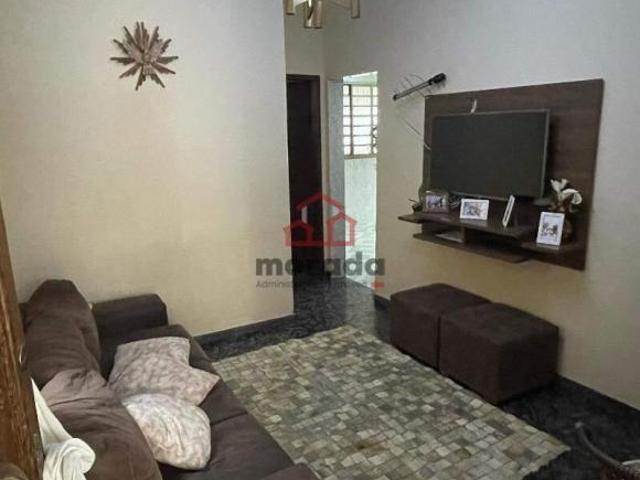 Casa à venda, 6 quartos, 2 suítes, 1 vaga, CENTRO ITAUNA/MG