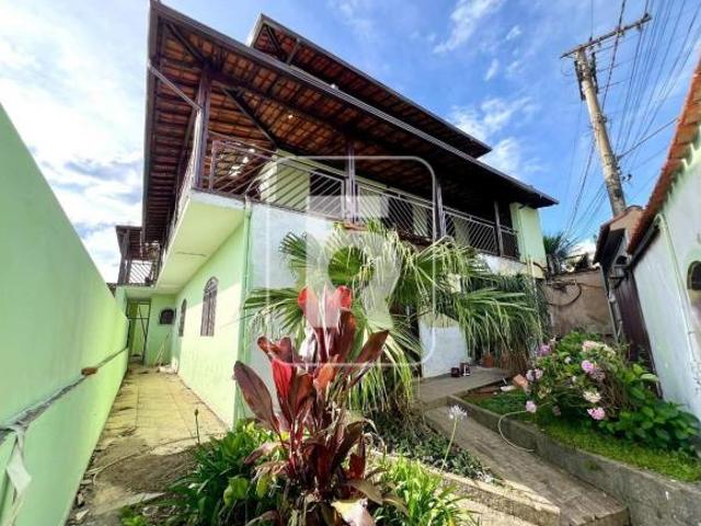 Casa à venda, 6 quartos, 2 suítes, 4 vagas, Cachoeira Conselheiro Lafaiete/MG