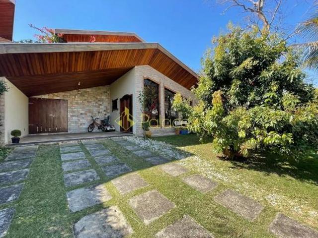 Casa à venda 6 Quartos, 2 Suites, 6 Vagas, 418M², Taubaté Village, Taubaté SP Condominio Taubaté