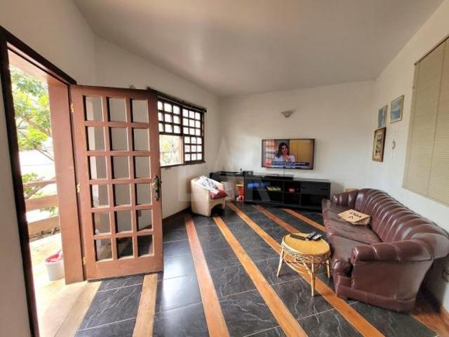 Casa à venda, 6 quartos, 3 suítes, 3 vagas, Santa Lúcia Belo Horizonte/MG