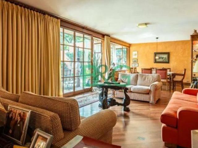Casa à venda, 705 m² por R$ 6.300.000,00 Jardim Guedala São Paulo/SP