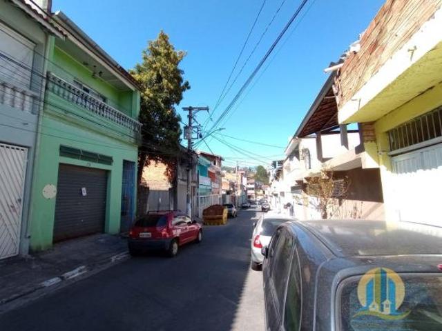 CASA À VENDA!