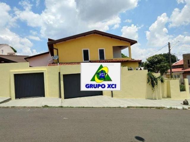 CASA A VENDA