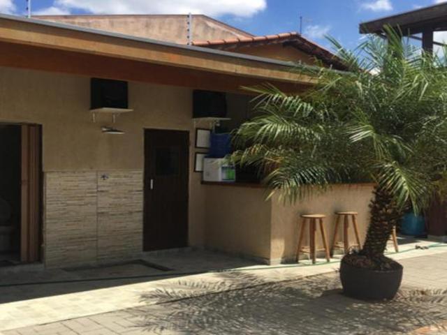 Casa a venda