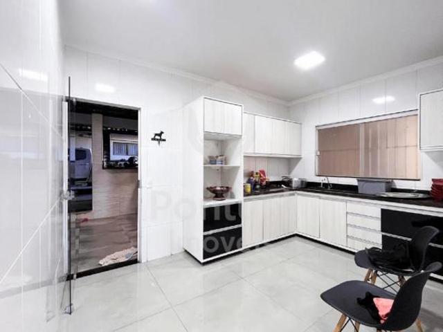 Casa à venda c 2 suítes no Jardim Brasília, UBERLANDIA MG