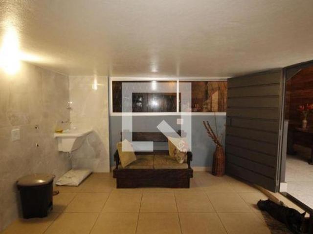 Casa à Venda Colégio Batista, 5 Quartos, 248 m² Belo Horizonte