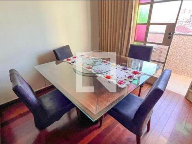 Casa à Venda Colégio Batista, 5 Quartos, 380 m² Belo Horizonte
