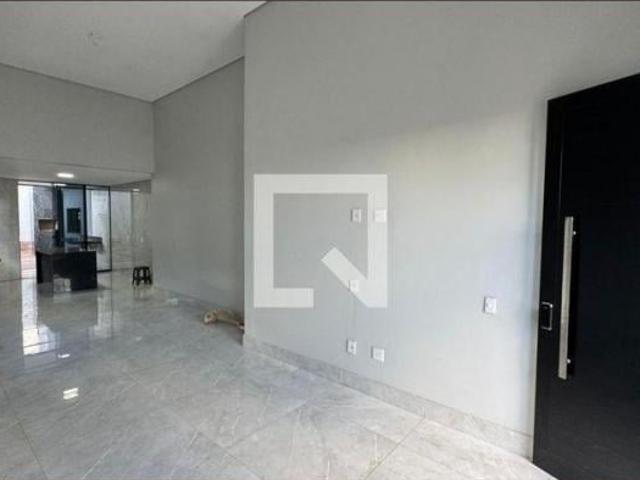 Casa à Venda Colônia Agrícola Samambaia, 3 Quartos, 200 m² Brasília