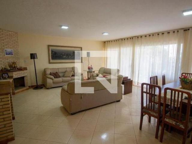 Casa à Venda Colônia Agrícola Samambaia, 7 Quartos, 400 m² Brasília