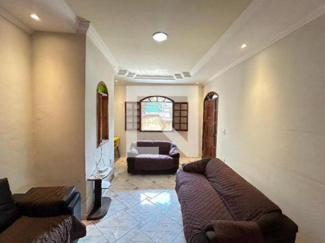 Casa à Venda Colonial, 3 Quartos, 88 m² Contagem
